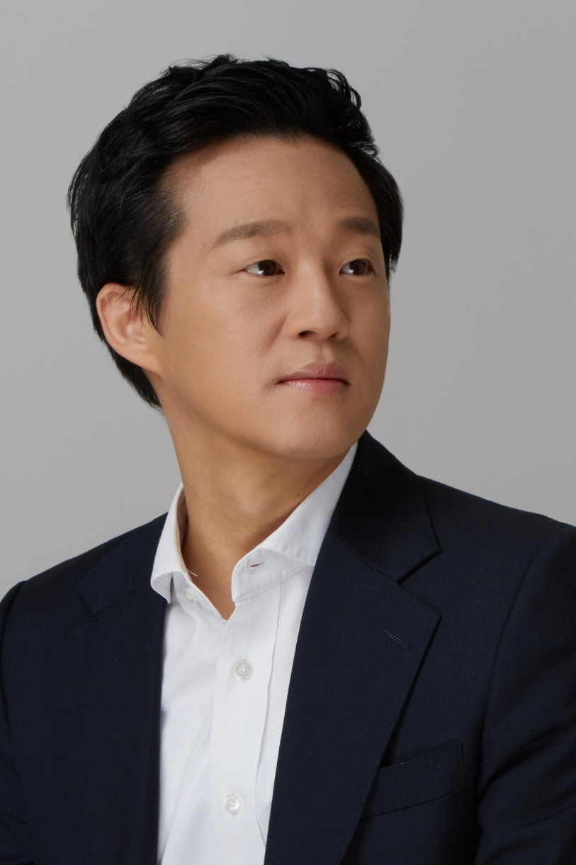 Sang Woo Kang | Music | Brown University